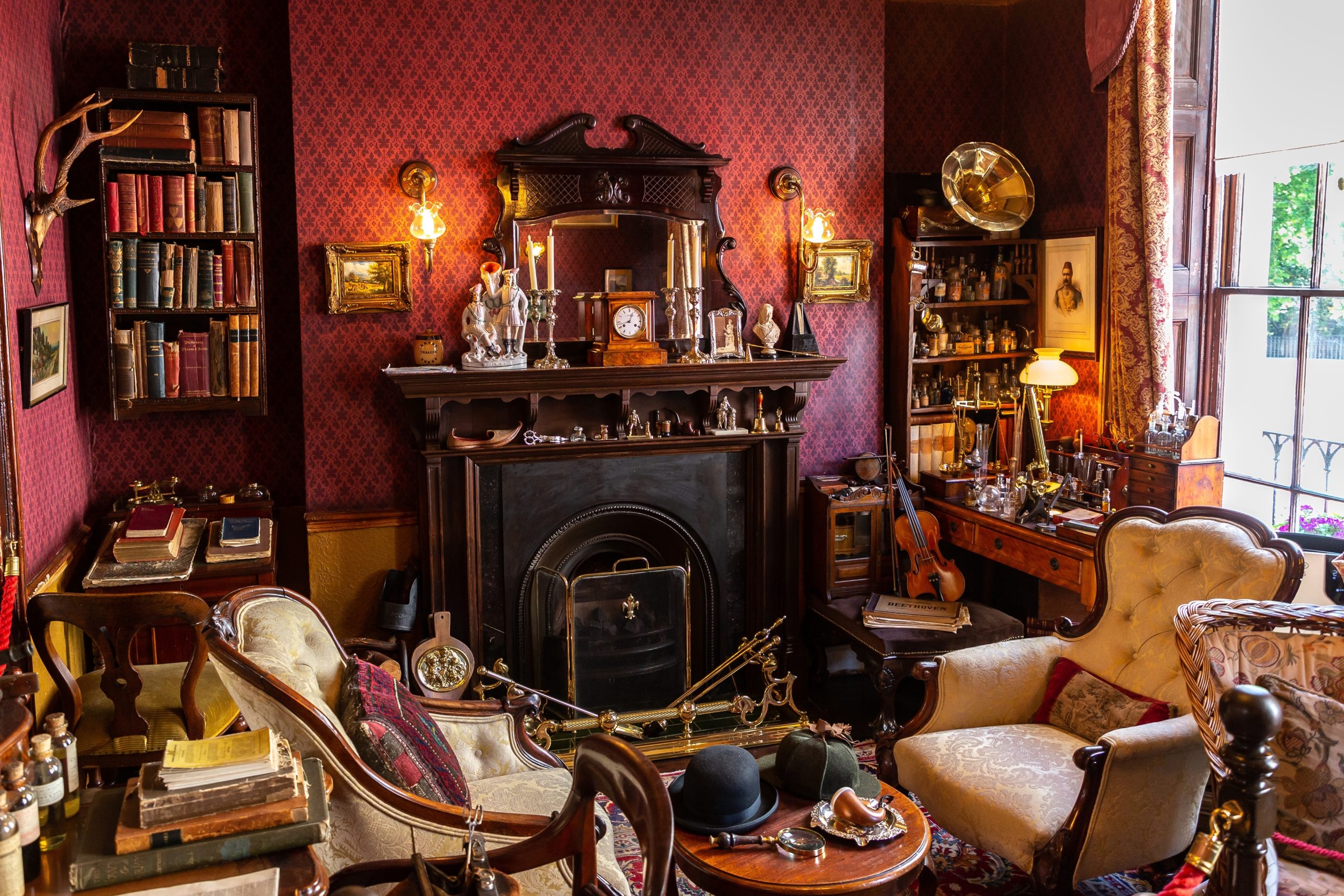 ¿Eres fan de Sherlock Holmes? Entonces vas a amar esta 'mystery dining ...